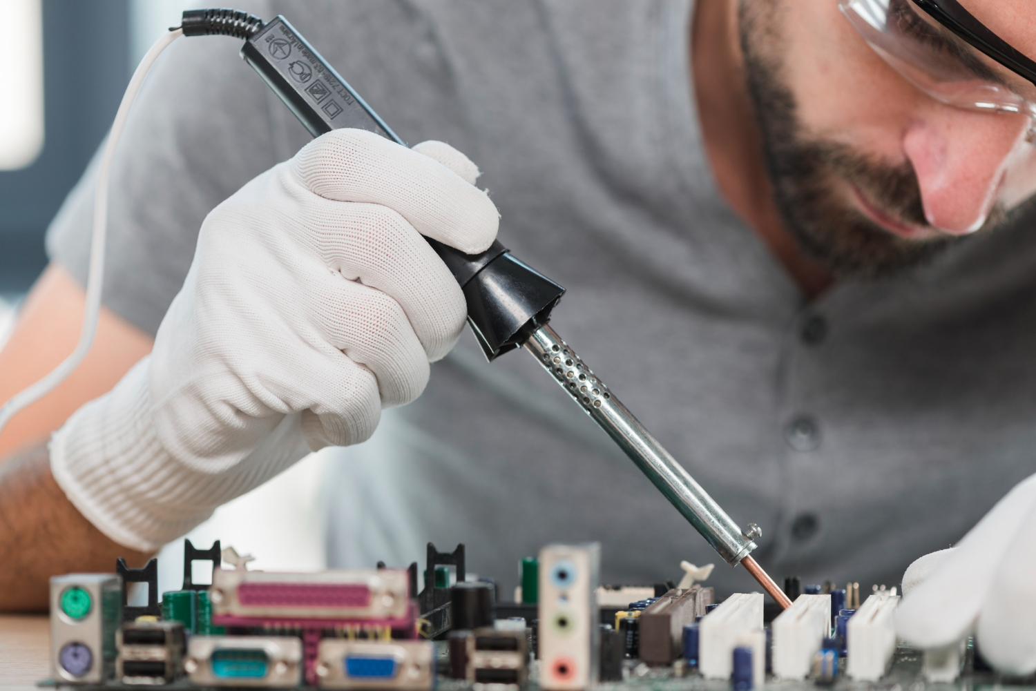 Best Computer Repair Store In Tampa, Florida - DailyShow