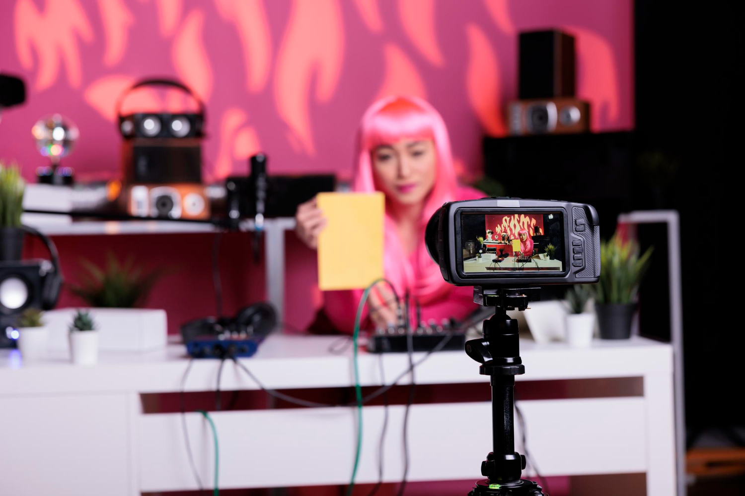 The Evolution of Live Streaming Services: A Comprehensive Analysis ...